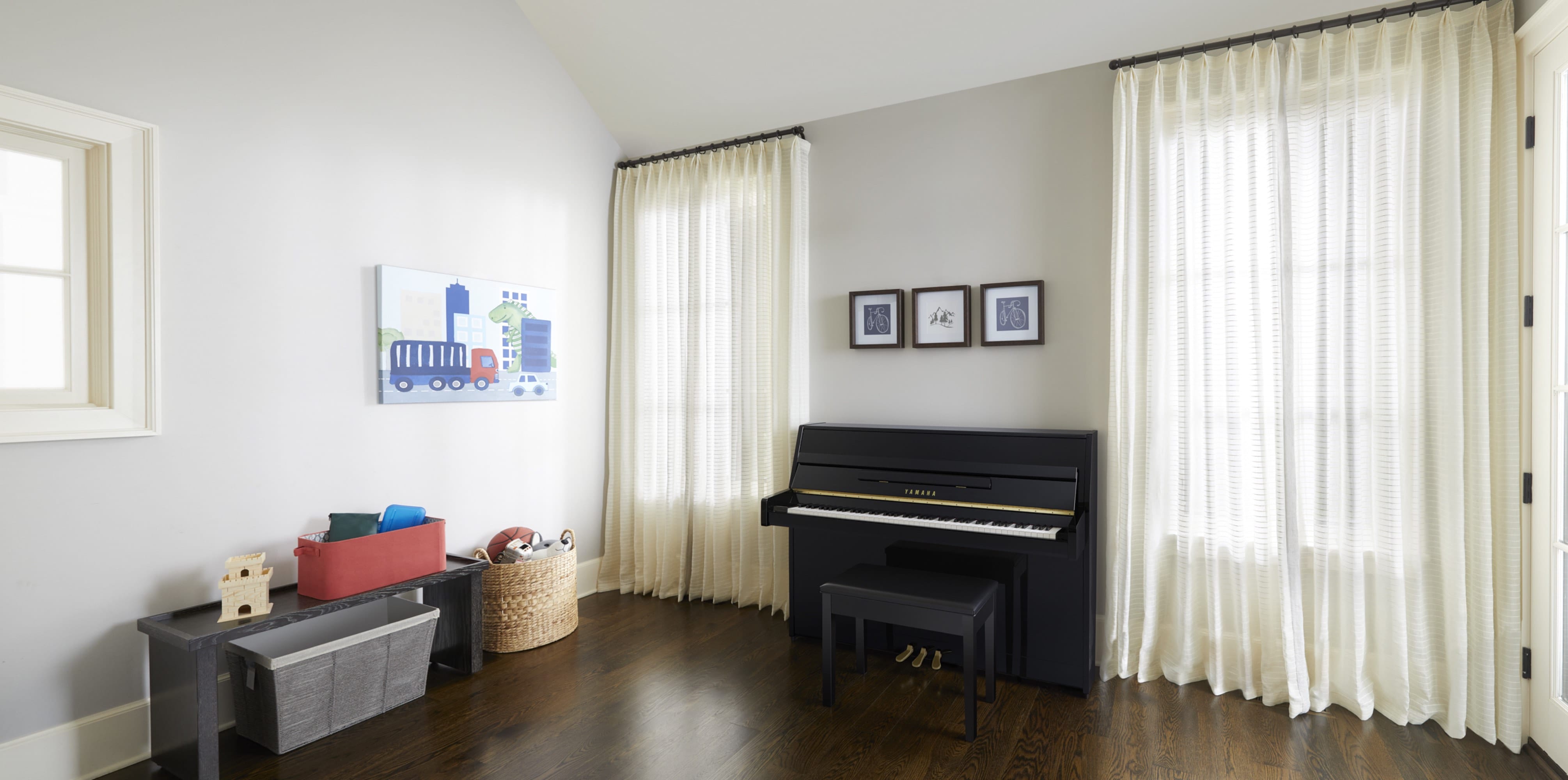 b1, b2, and b3 Upright Pianos - Yamaha USA